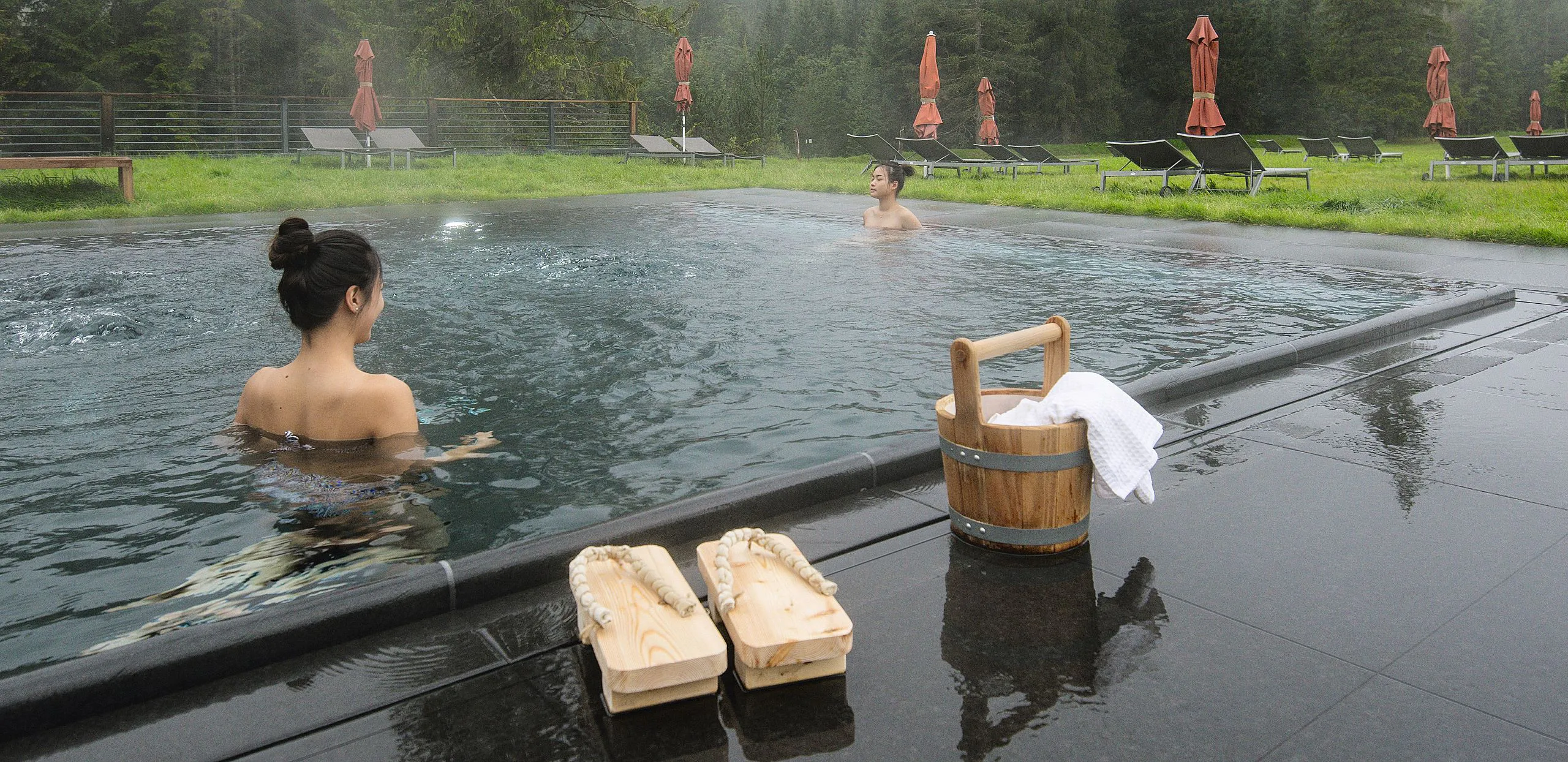 Wärmstens zu empfehlen: Ein Bad im Onsen im »Kranzbach«